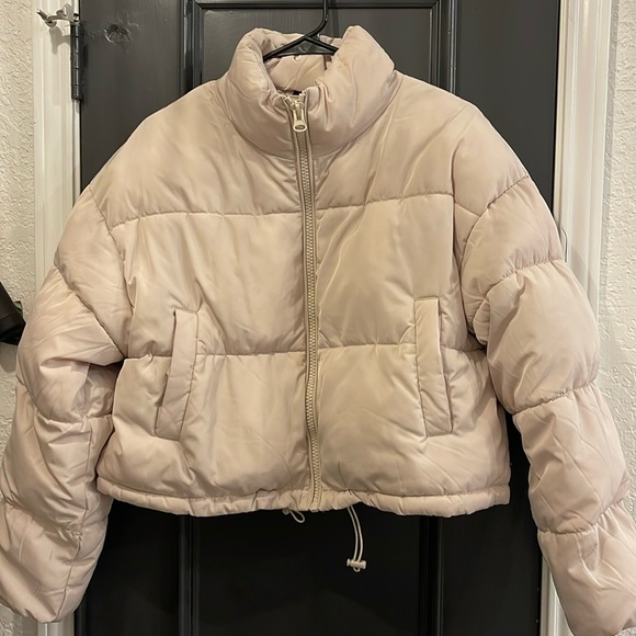 Divided | Jackets & Coats | Hm Divided Tan Puffer Crop Jacket | Poshmark